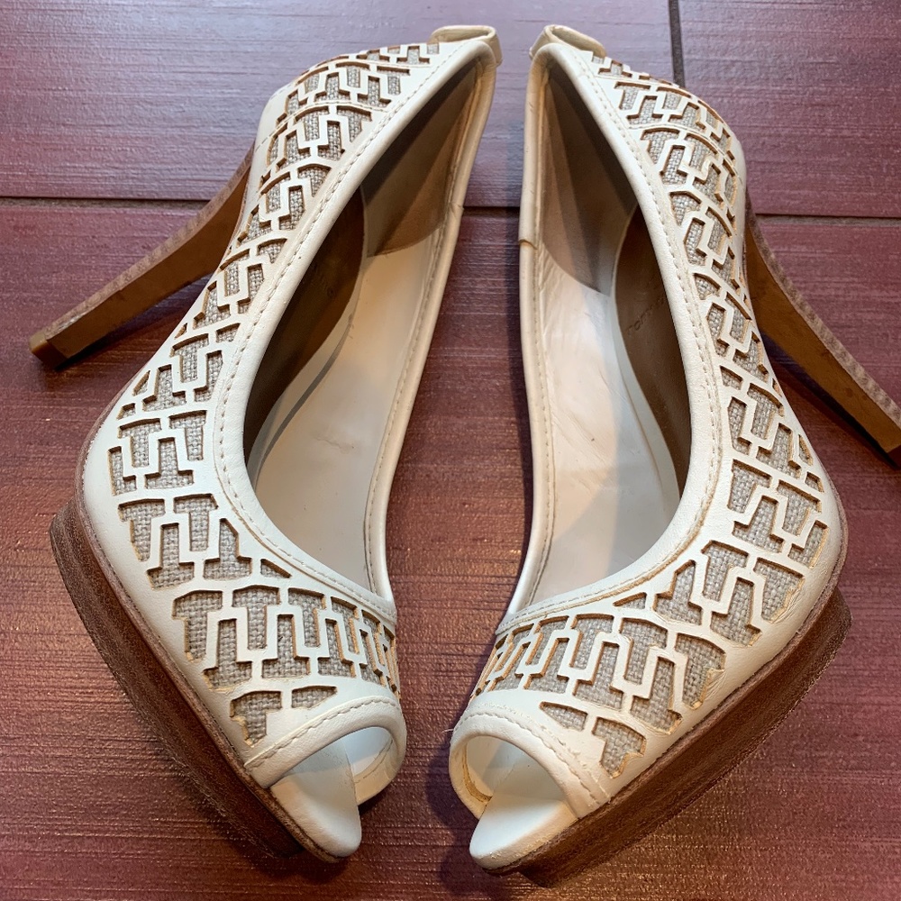 Tory Burch Regan Laser Cut Peep Toe - Gem